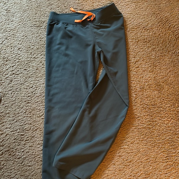 Figs | Other | Figs Moss | Poshmark